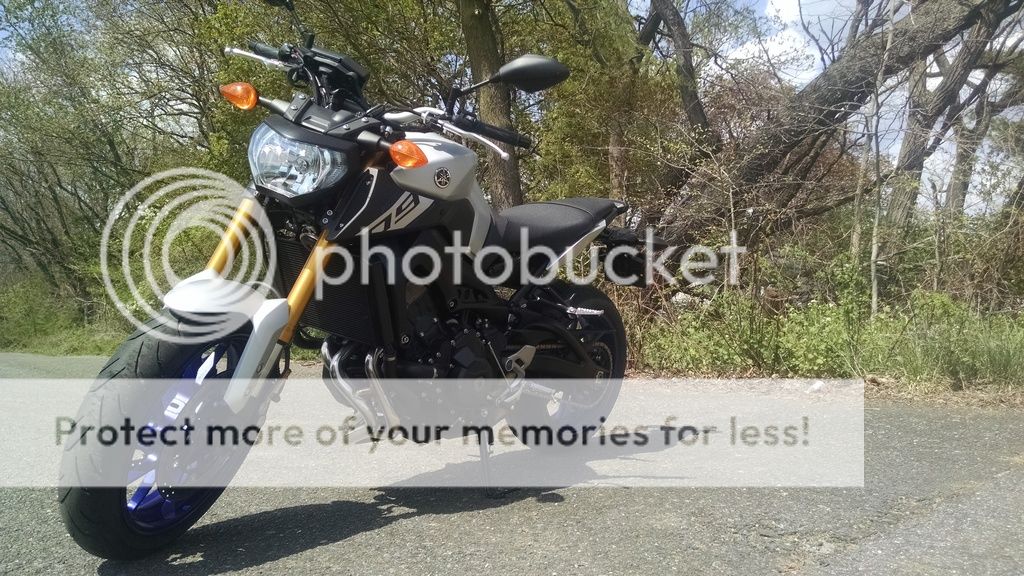 LSK's FZ-09...budget? ish build. | Yamaha FZ-09 Forum